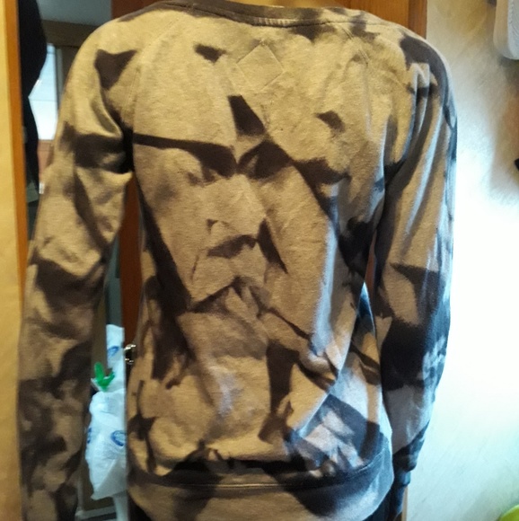 Volcom | Sweaters | Volcom Crew Neck | Poshmark